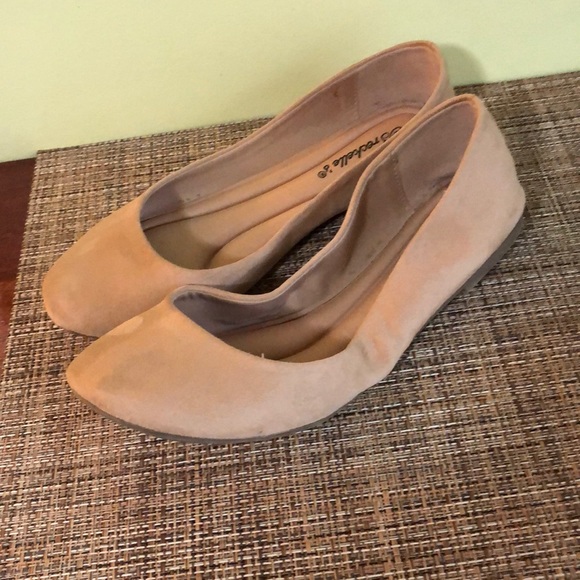 Shoes | Camel Ballet Flats | Poshmark